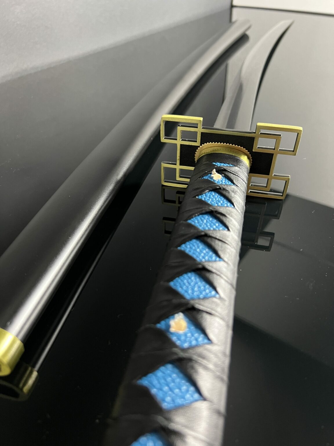 Katana Muichiro Tokito (acero al carbono 1060) | Katana Afilada